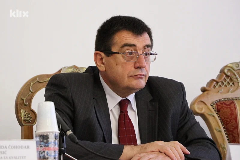 Preminuo je ugledni profesor emeritus Željko Šain | Dnevni.ba